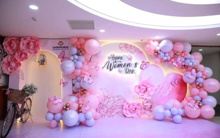 99+ Mẫu backdrop phông background 8/3 Quốc tế Phụ nữ đẹp, độc đáo