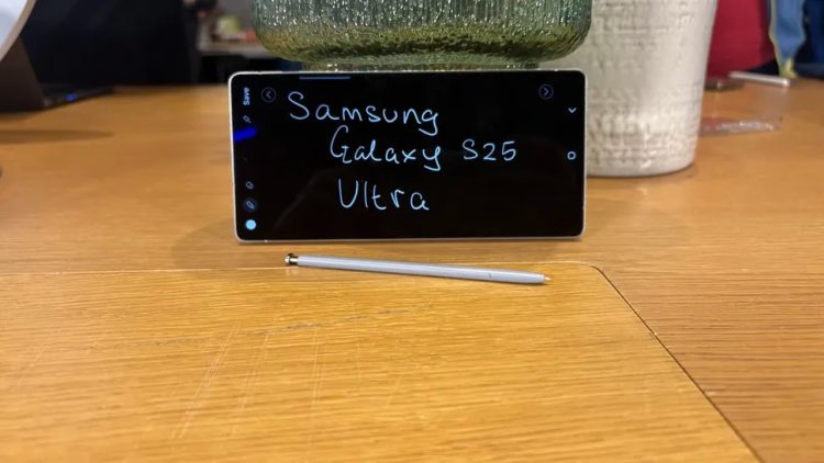 Samsung S25 Ultra vs iPhone 15 Pro Max: Flagship nào đáng mua hơn?