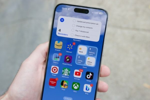 Samsung S25 Ultra vs iPhone 15 Pro Max: Flagship nào đáng mua hơn?